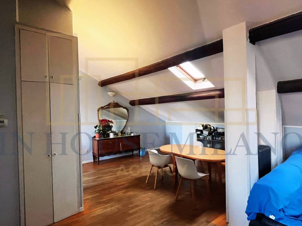 Vendita Mansarda in via della Chiesa Rossa Milano. Buono stato, con ...