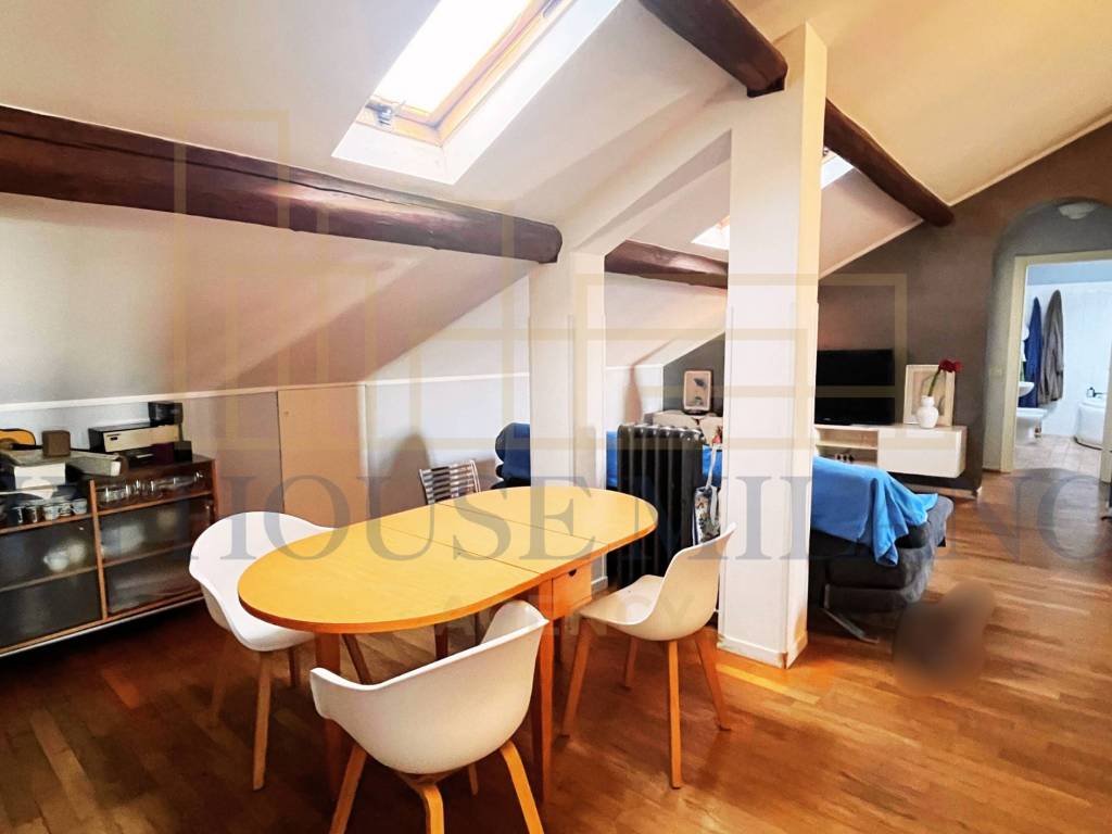 Vendita Mansarda in via della Chiesa Rossa Milano. Buono stato, con ...