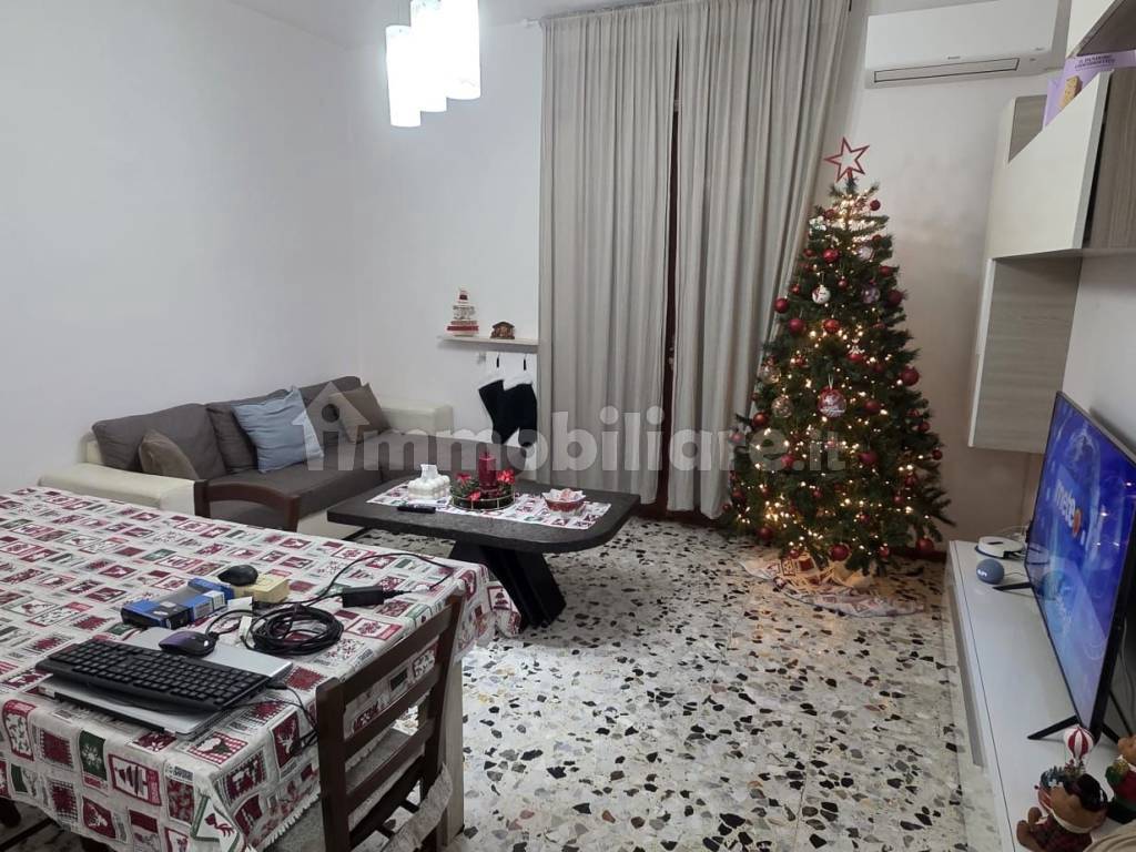 Vendita Appartamento Piacenza. Trilocale in via G. Nasalli Rocca. Buono ...