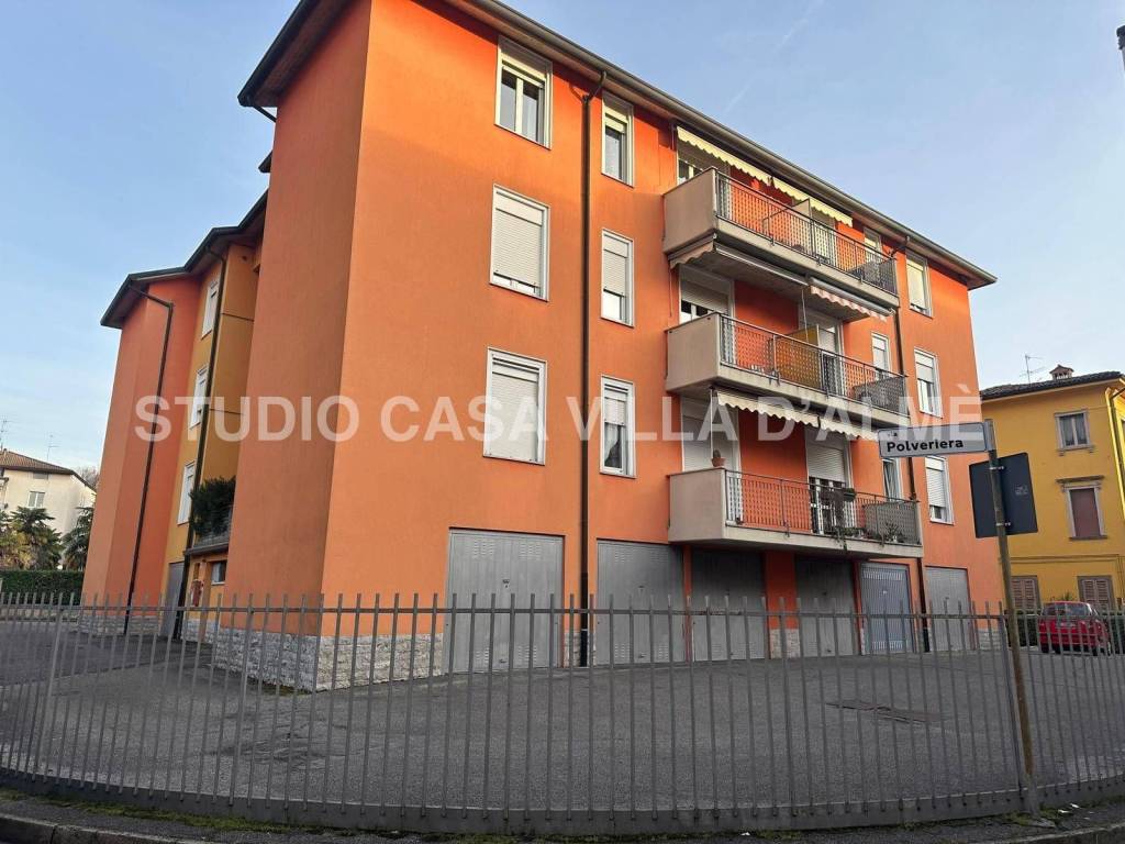 Vendita Appartamento Villa d'Almè. Trilocale in via Prada. Buono stato ...