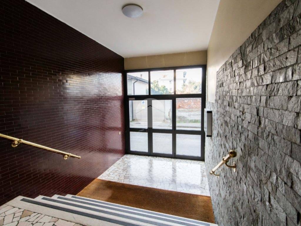 Vendita Appartamento Cesano Boscone. Bilocale in via Cesare Battisti 7 ...