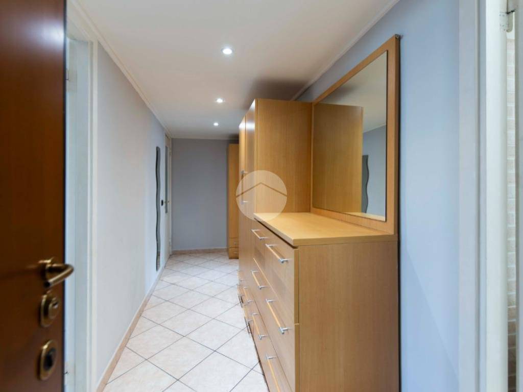 Vendita Appartamento Cesano Boscone. Bilocale in via Cesare Battisti 7 ...