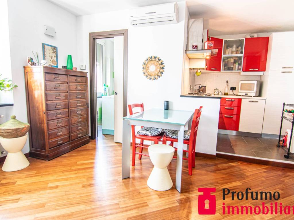 Vendita Appartamento Genova. Bilocale in via Giacomo Profumo. Ottimo ...