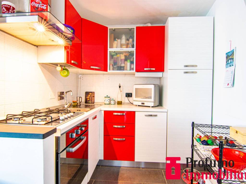 Vendita Appartamento Genova. Bilocale in via Giacomo Profumo. Ottimo ...