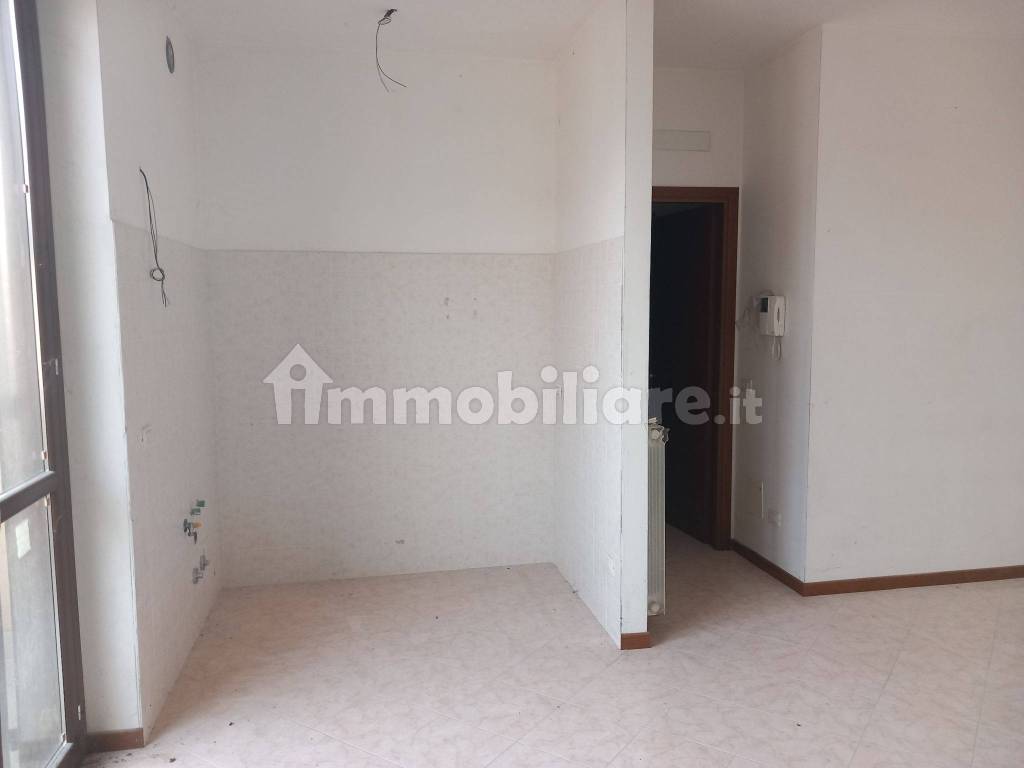 Affitto Appartamento Vimercate. Bilocale in via del Salaino 109. Buono ...