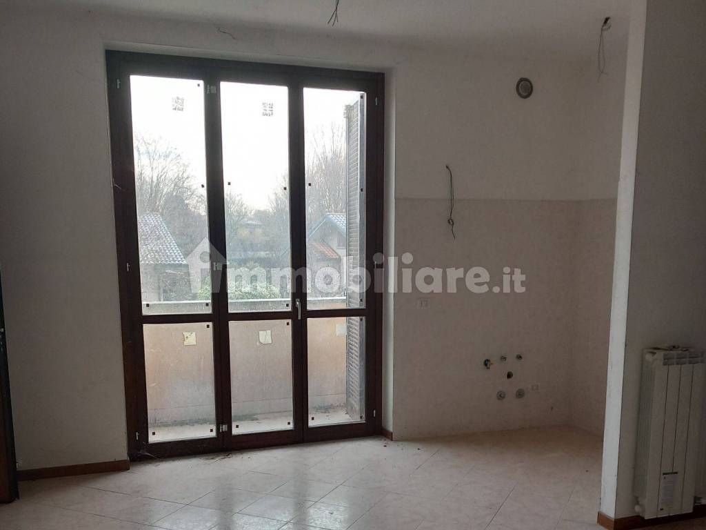 Affitto Appartamento Vimercate. Bilocale in via del Salaino 109. Buono ...