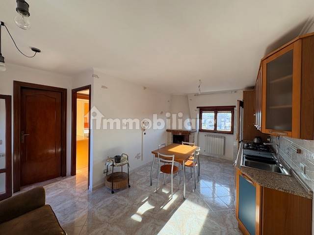 Vendita Attico in via Sava 10 Roma. Buono stato, con terrazza, rif ...