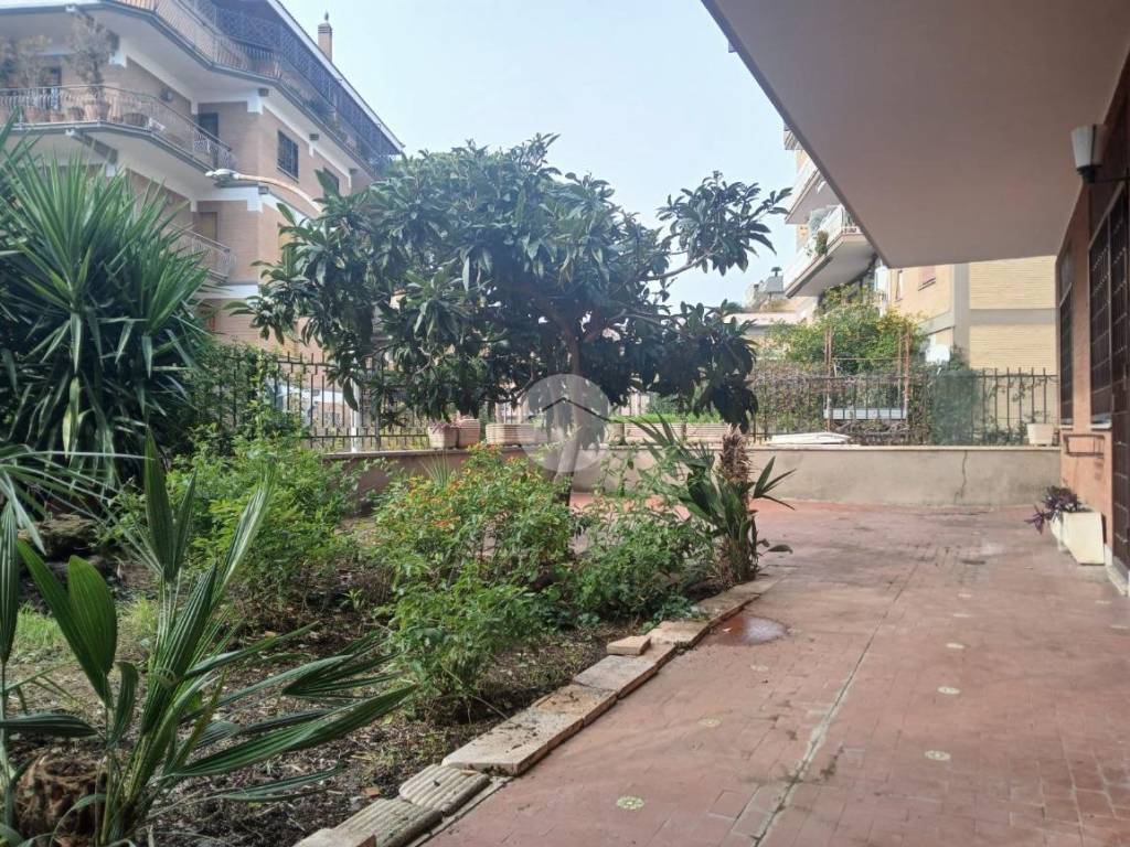 Vendita Appartamento Roma. Quadrilocale in via Dino Frescobaldi 72 ...