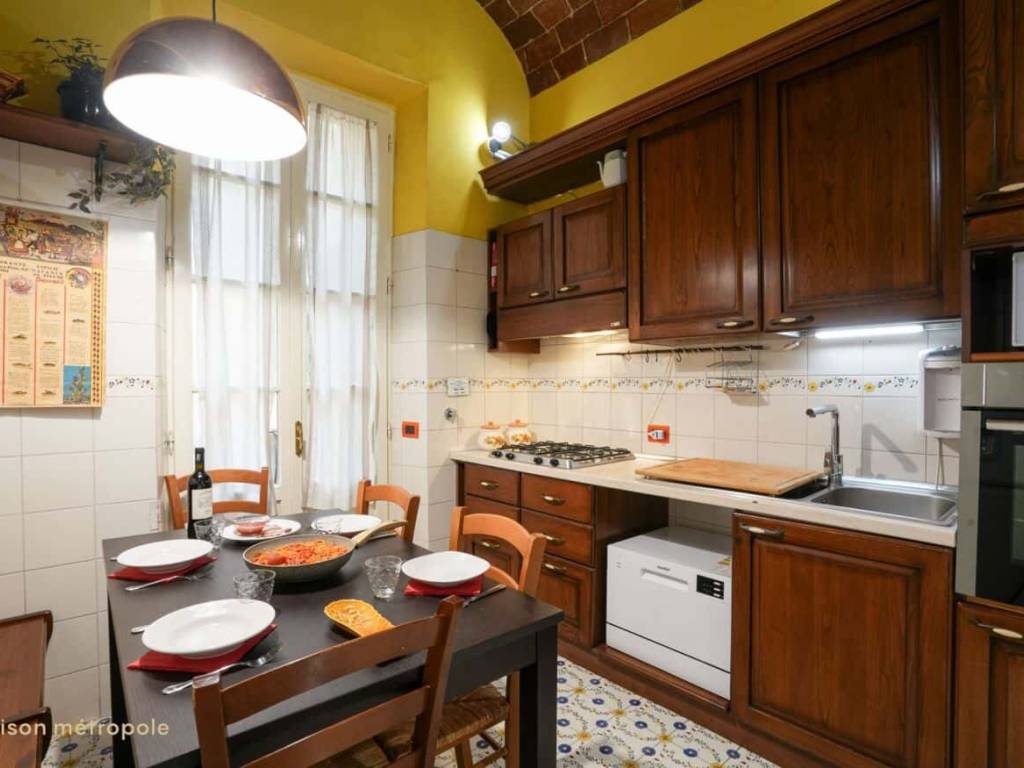 Affitto Appartamento Roma. Quadrilocale in via Castelfidardo. Ottimo ...