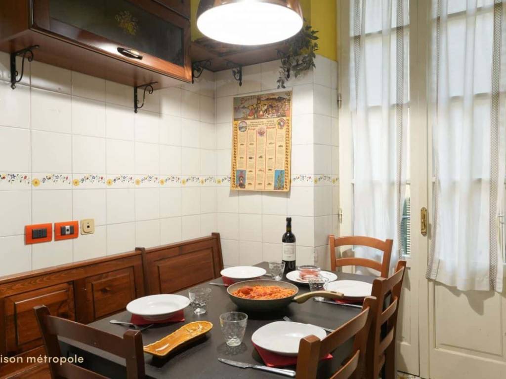 Affitto Appartamento Roma. Quadrilocale in via Castelfidardo. Ottimo ...