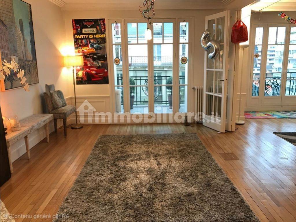 Vendita Appartamento Parigi. Trilocale , rif. 125851039