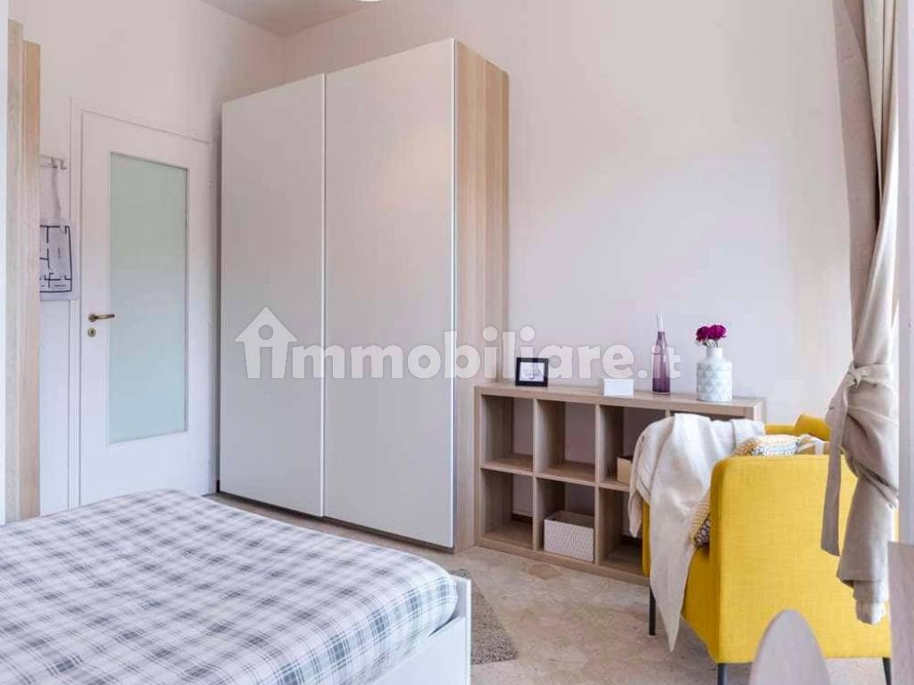 Stanza in affitto in Appartamento, affittasi camera via Dei Mandorli ...