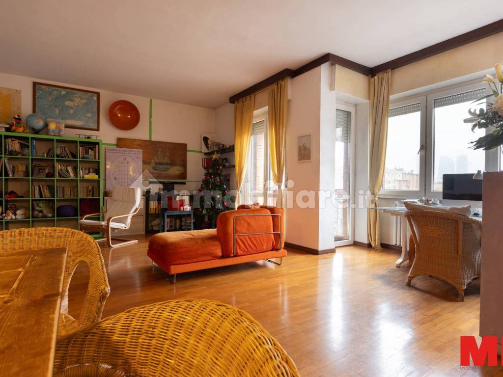 Vendita Appartamento in via Generale Giuseppe Govone 56. Milano. Buono ...