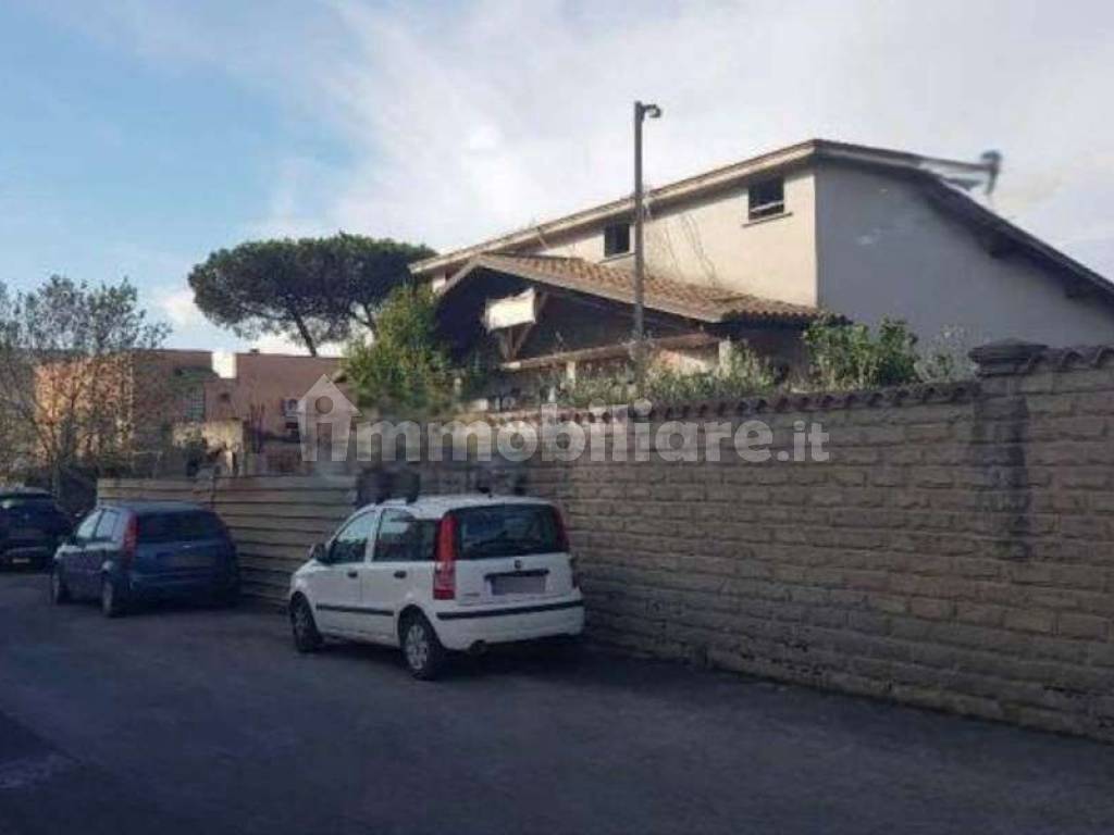 Asta per palazzo - stabile, via Carlo Casini, Dragona Roma, rif ...