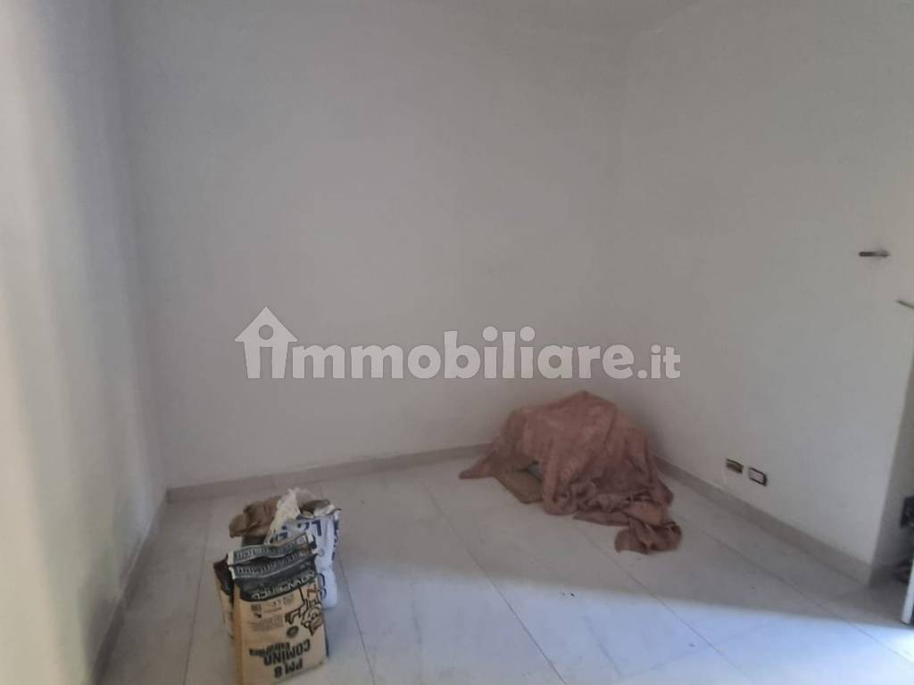 Affitto Appartamento Marino. Trilocale in via Cave di Peperino. Ottimo ...