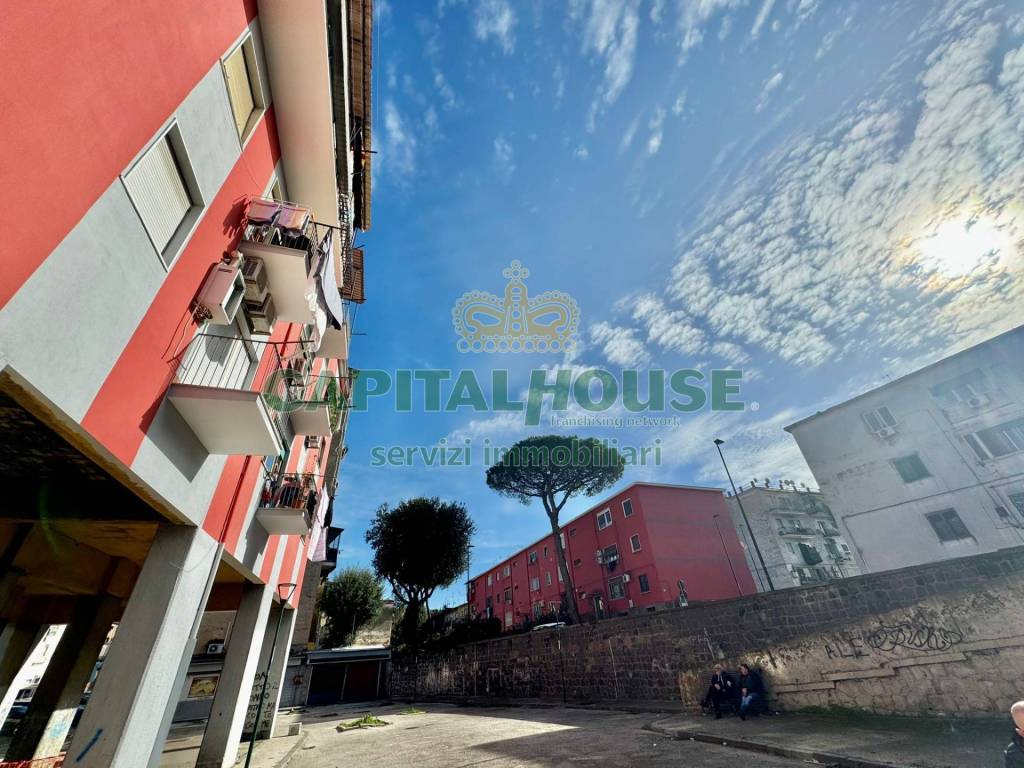 Locale commerciale via Mario Gigante 31, Napoli, Rif. 125858485 ...