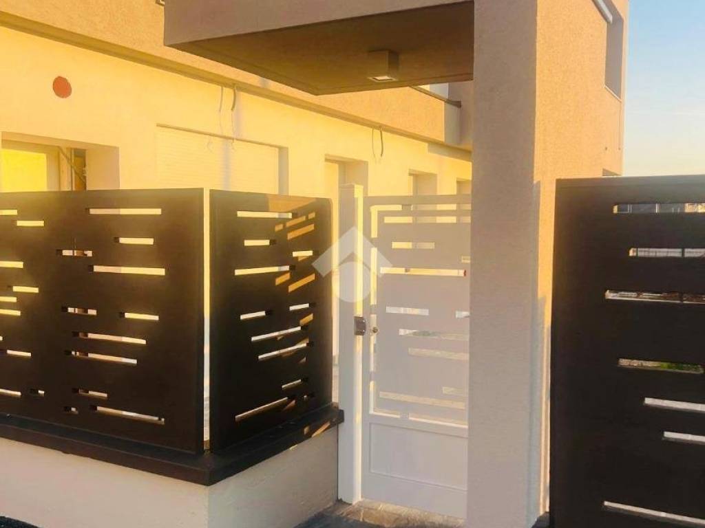 Vendita Appartamento Caravaggio. Trilocale in piazza A. Locatelli 7 ...