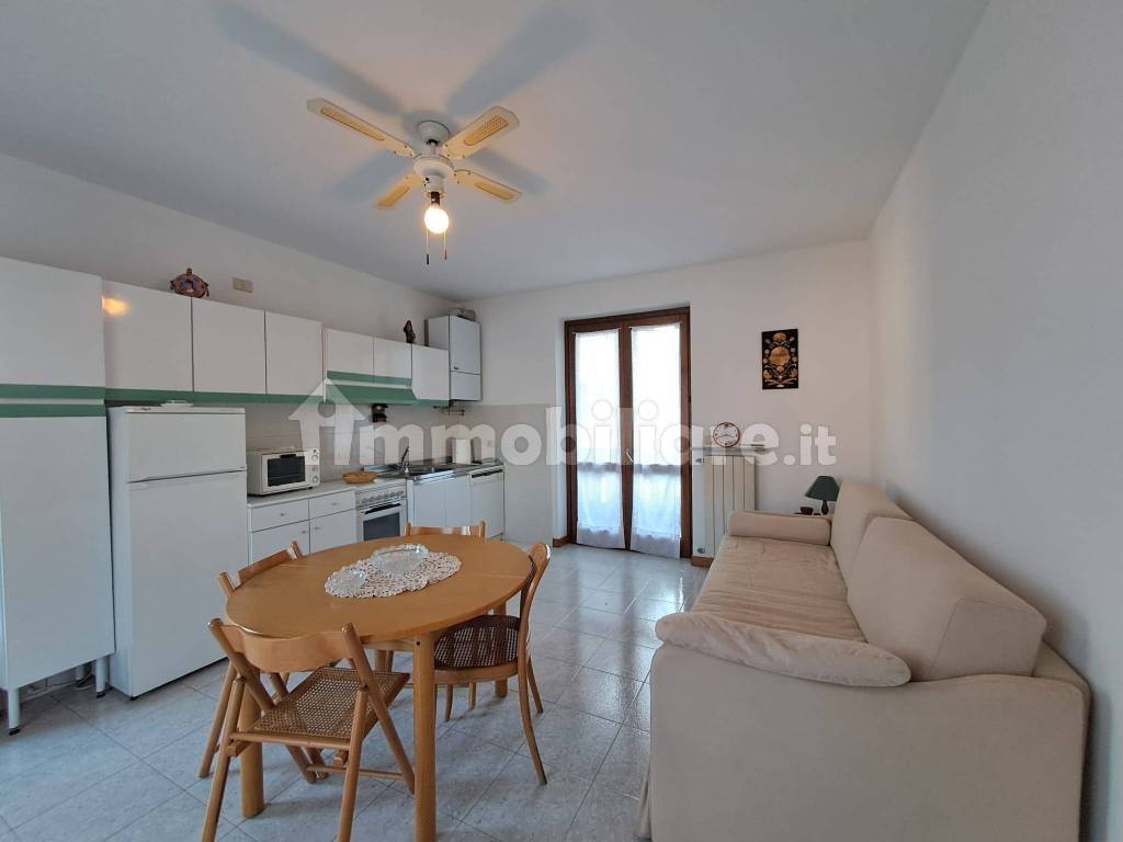 Vendita Appartamento Parre. Bilocale in via Roma 41. Buono stato, primo ...