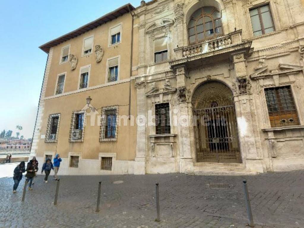 Asta per villa, via Acquaviva delle Fonti, 46 - Roma 46, Colosseo ...