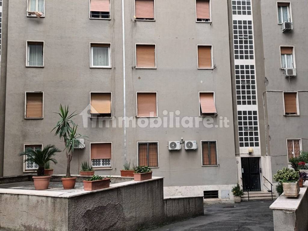 Vendita Appartamento Roma. Trilocale in via Bartolomeo Colleoni 2. Da ...
