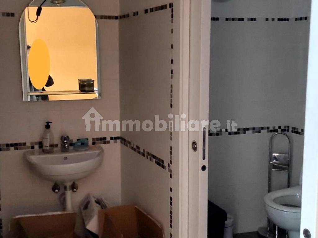 Locale commerciale, Dambel, Rif. 125885685 - Immobiliare.it