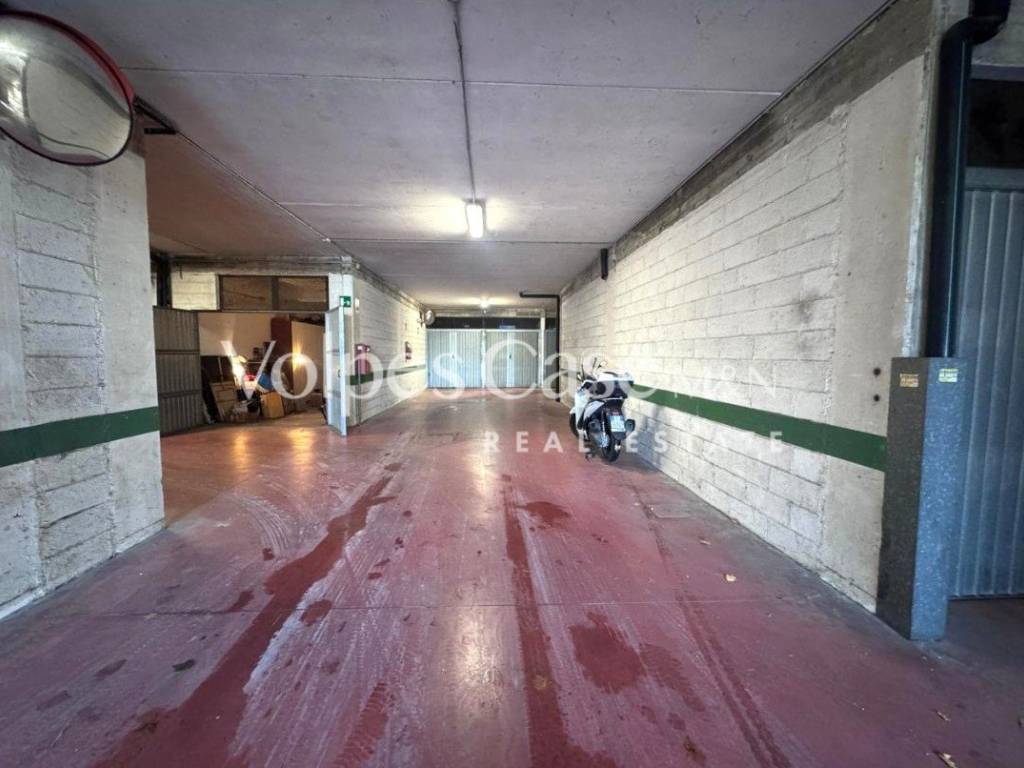 Garage - Box via Luigi Pirandello, Roma, Rif. 125885765 - Immobiliare.it