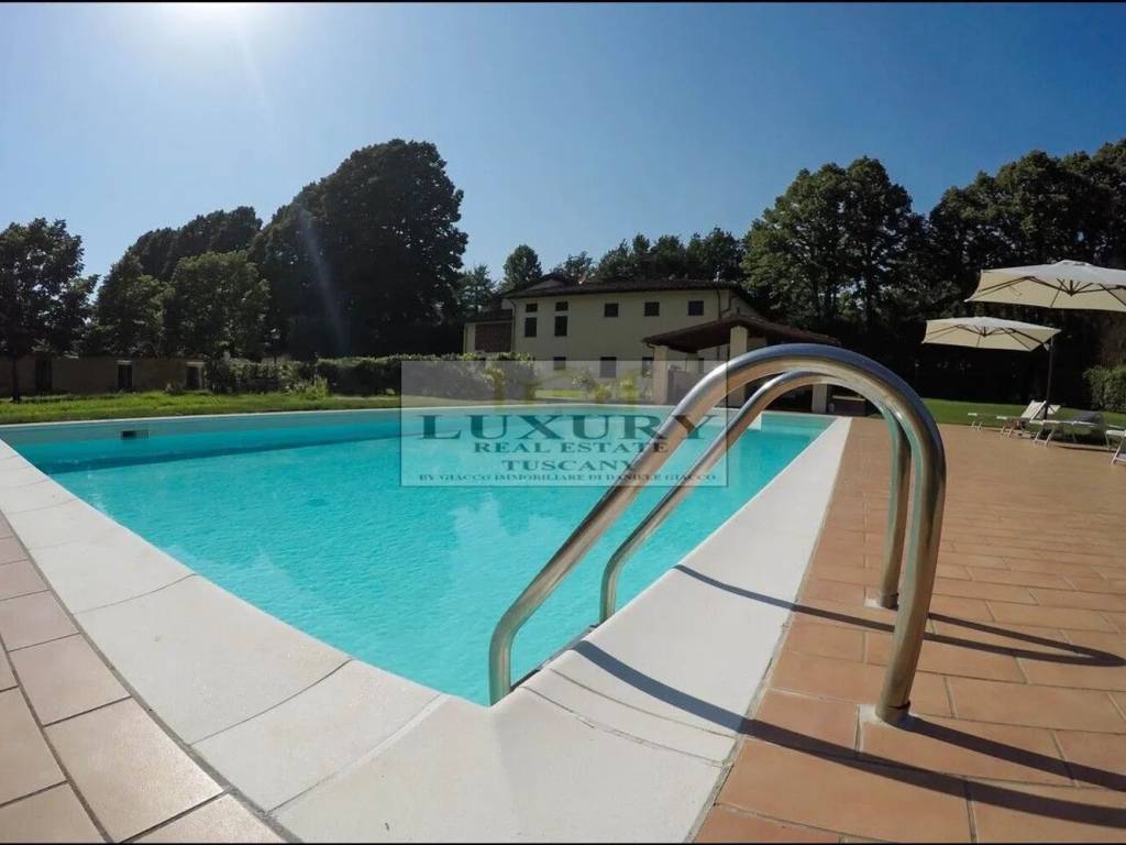 Vendita Villa unifamiliare in Camaiore No Number Camaiore. Buono stato ...