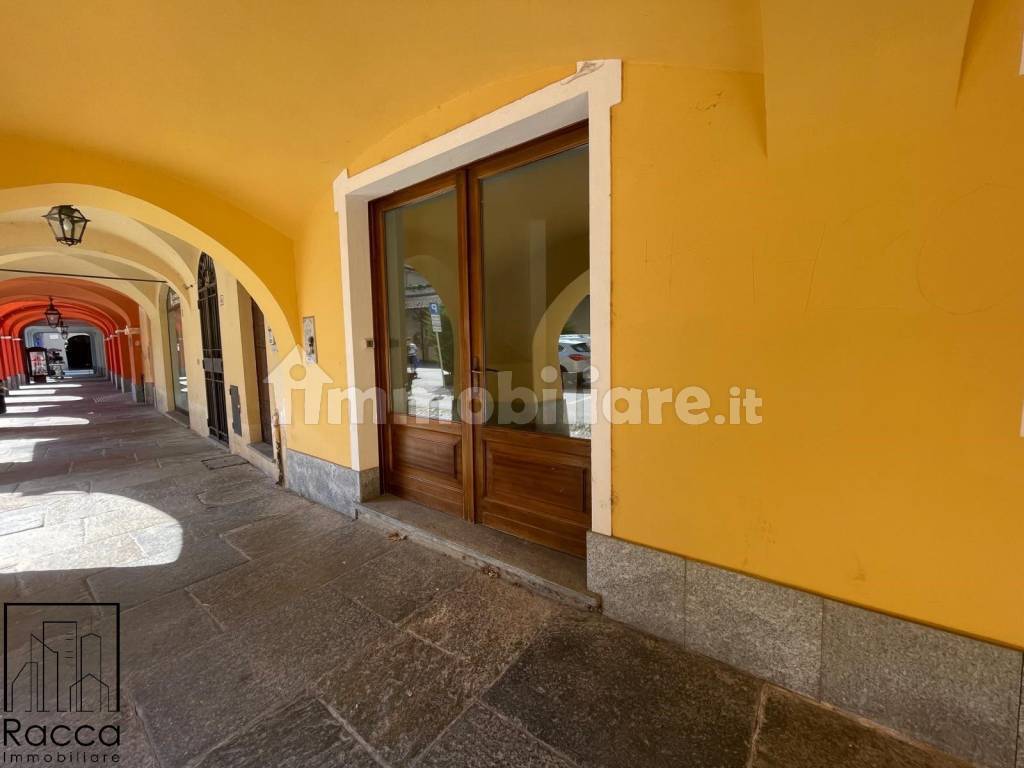 Ufficio - Studio via Giuseppe Garibaldi, Fossano, Rif. 125900333 ...