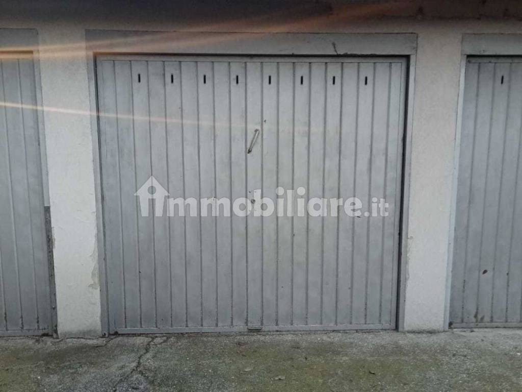Posto auto - moto via Genova 22, Brescia, Rif. 125914151 - Immobiliare.it