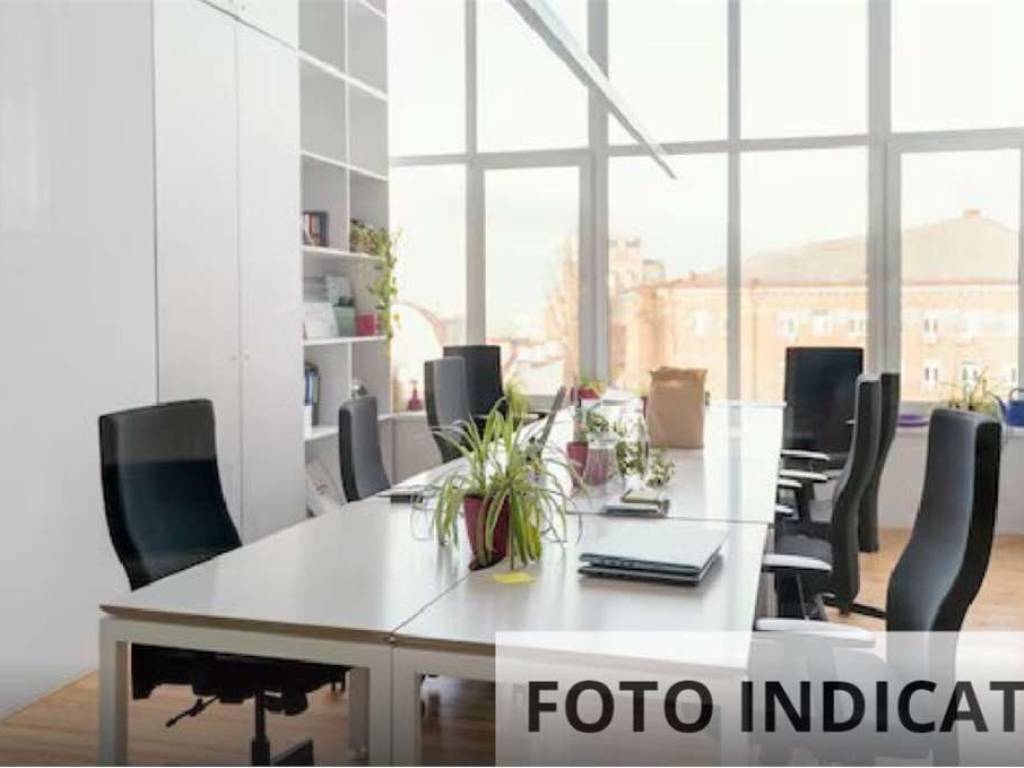 Asta per ufficio, via Padre Reginaldo Giuliani Saronno, rif. 125920591 ...