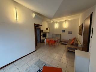 Case in affitto in Via Val Formazza, Cesano Maderno - Immobiliare.it