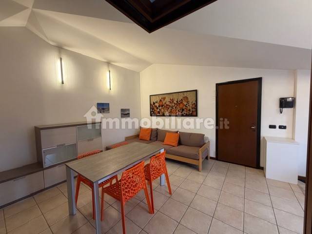 Affitto Appartamento Cesano Maderno. Bilocale in via Val Formazza ...