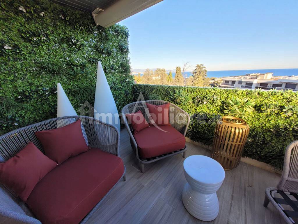 Vendita Appartamento Antibes. Monolocale, Con terrazza, rif. 125924731