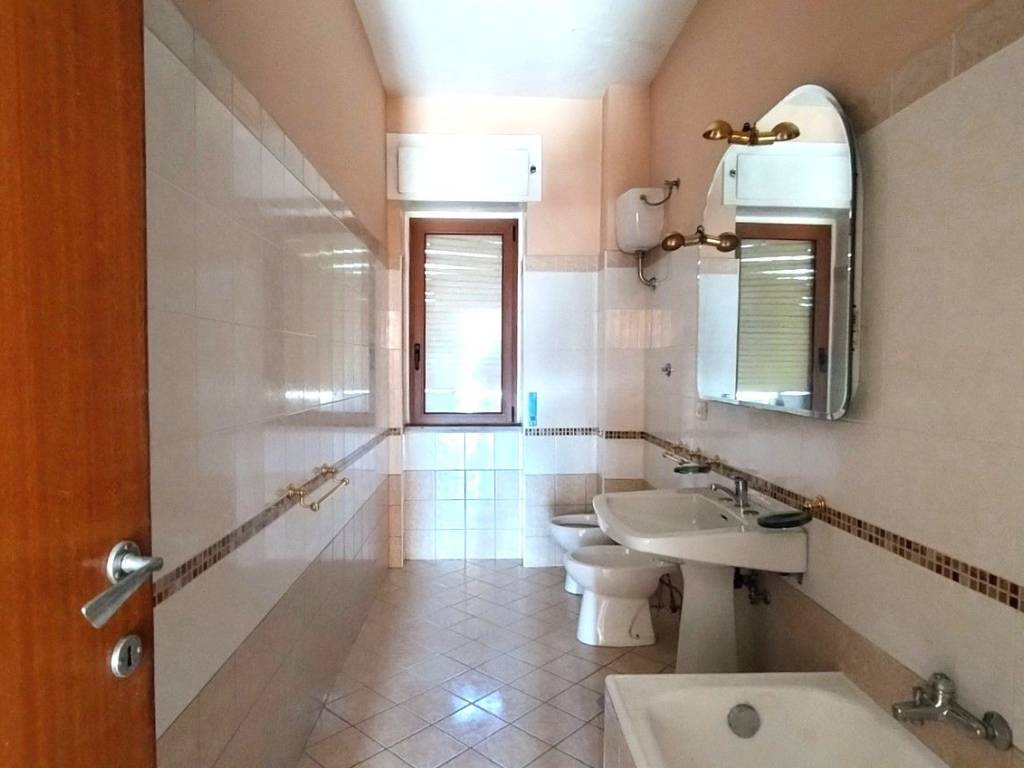 Vendita Appartamento Salerno. Quadrilocale in via Calata San Vito 3 ...