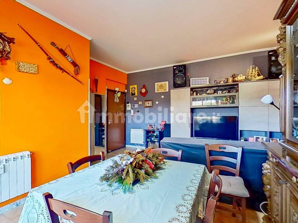 Vendita Appartamento Roma. Trilocale in viale dei Promontori 330. Buono ...