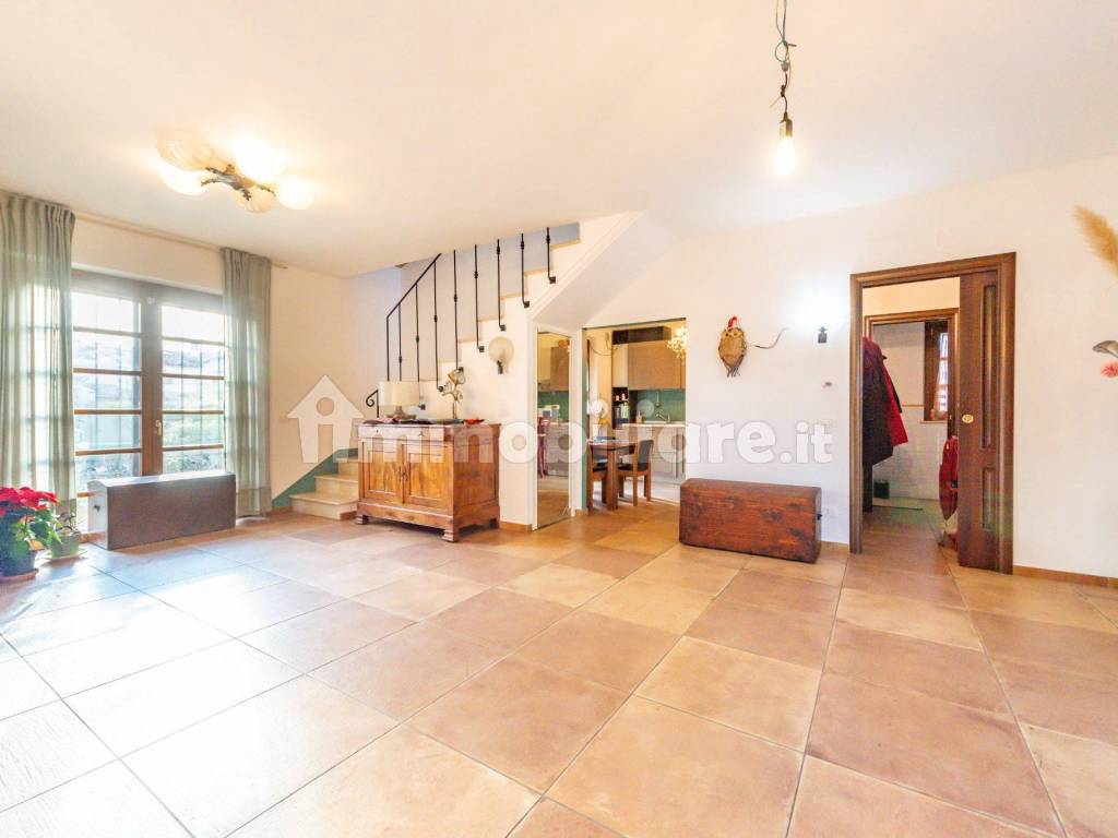 Vendita Villa unifamiliare in via Fontana Candida Monte Porzio Catone ...