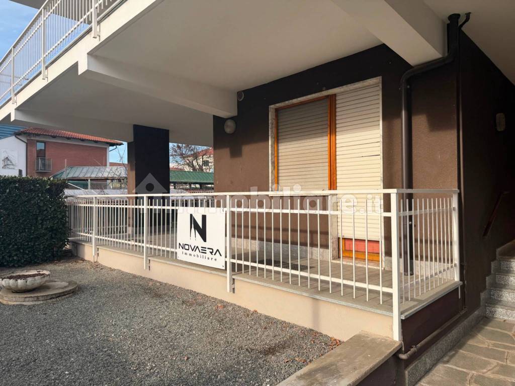 Vendita Appartamento Piscina. Bilocale in via Ron. Buono stato, piano ...