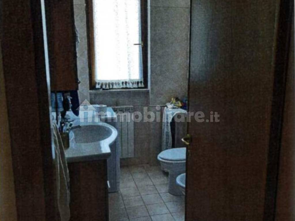 Asta per appartamento, via Camillo Cavour, Città Montevarchi, rif ...