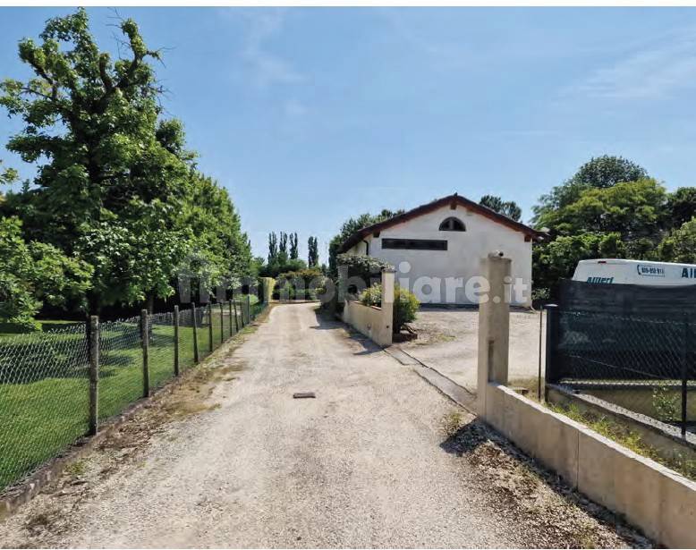 Asta per villa, Trento Trieste, Centro Roncade, rif. 125949661 ...