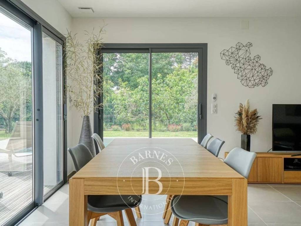 Affitto Villa unifamiliare Valbonne. 140 m², rif. 125956349