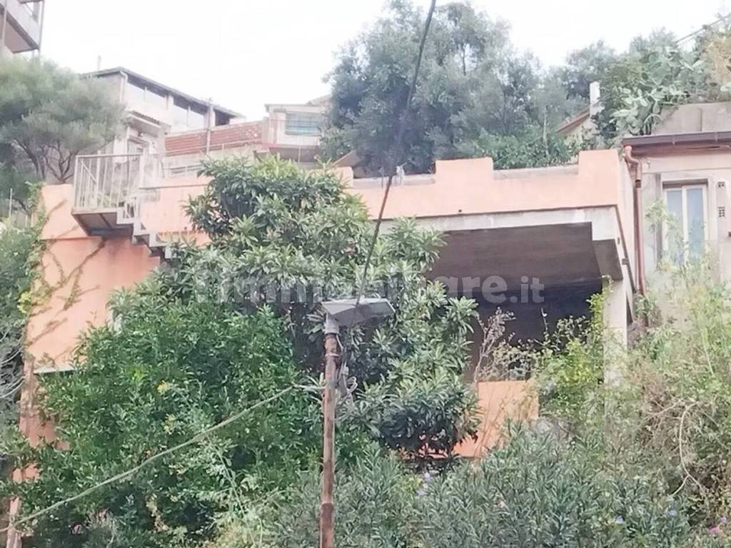 Sale Single family villa in via Gaetano Merulla, 13 Messina. With ...