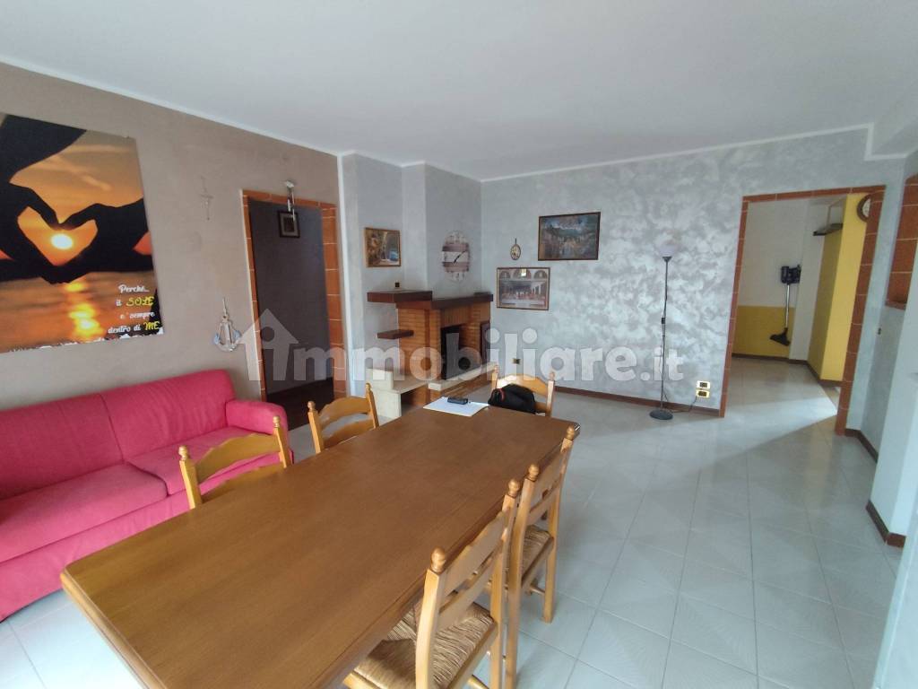 Affitto Appartamento Amelia. Quadrilocale, Buono stato, secondo piano ...