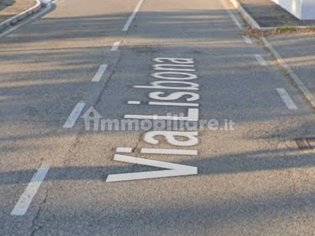 Asta per appartamento, via Lisbona Castel Goffredo, rif. 125967119 ...