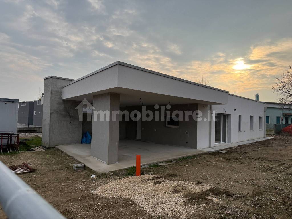 Vendita Villa bifamiliare in via Evangelista Torricelli Cerea. Nuova ...