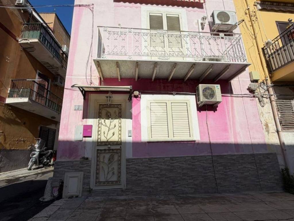 Palazzo - Edificio via Altarello 131, Palermo, Rif. 125978273 ...
