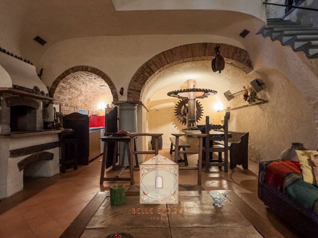 Vendita Rustico in via degli Antichi 50 Camaiore. Buono stato, posto ...