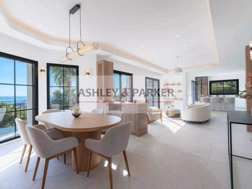 Vendita Villa unifamiliare Roquebrune-Cap-Martin. 240 m², rif. 125994865