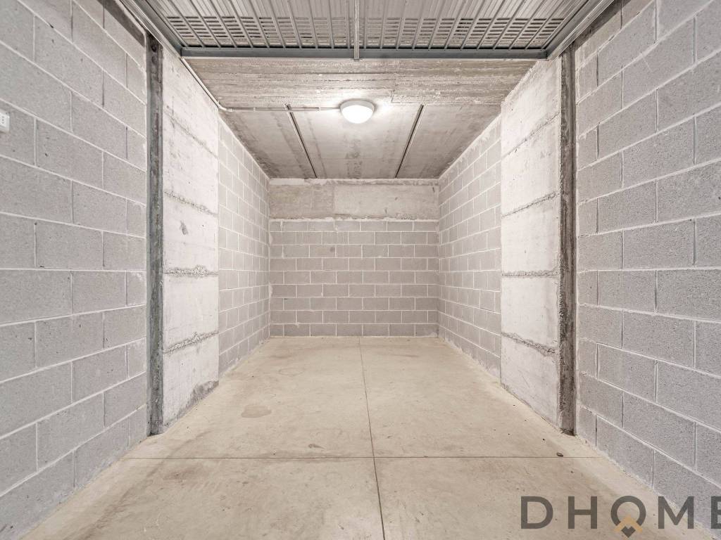 Garage - Box via Gian Francesco Pizzi, 24, 20141 Milano Italia, Milano ...