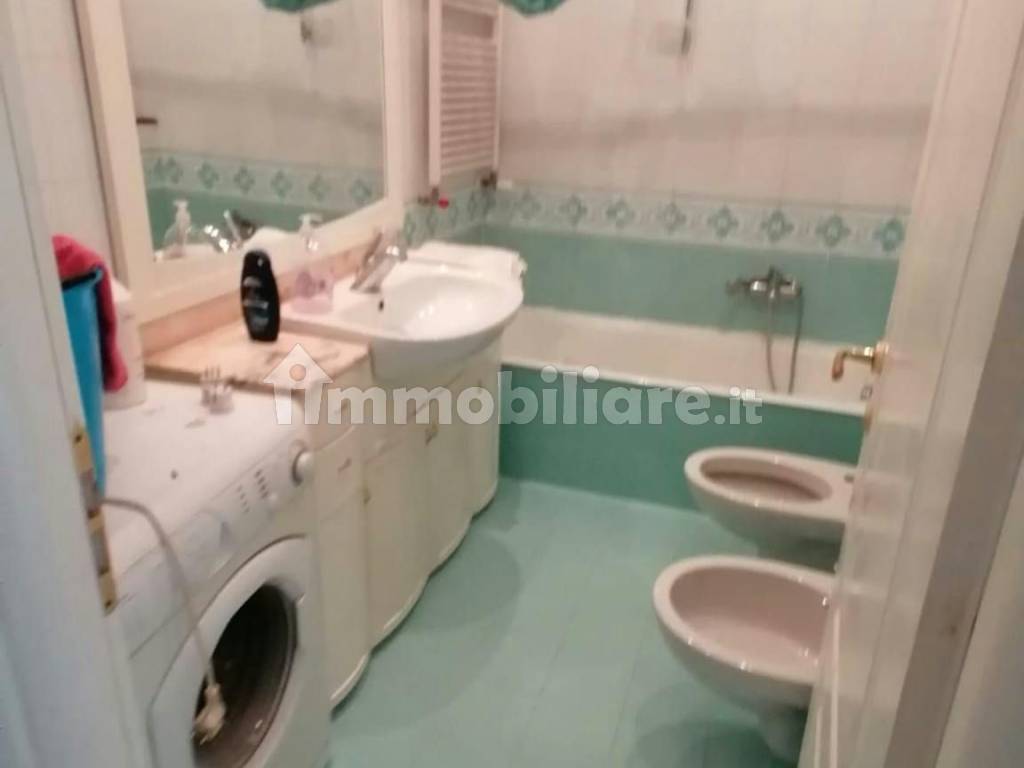 Stanza singola in affitto, affittasi camera singola via Leonardo Greppi ...