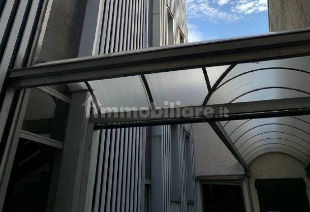 Negozio - Locale commerciale via Guido Rossa, Cornate d'Adda, Rif ...